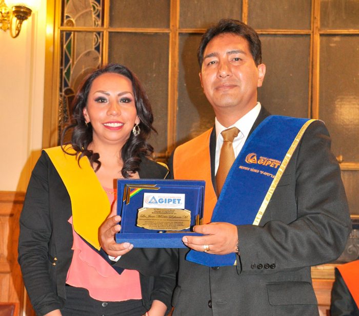 El Diario - Graduación en el Instituto Gipet
