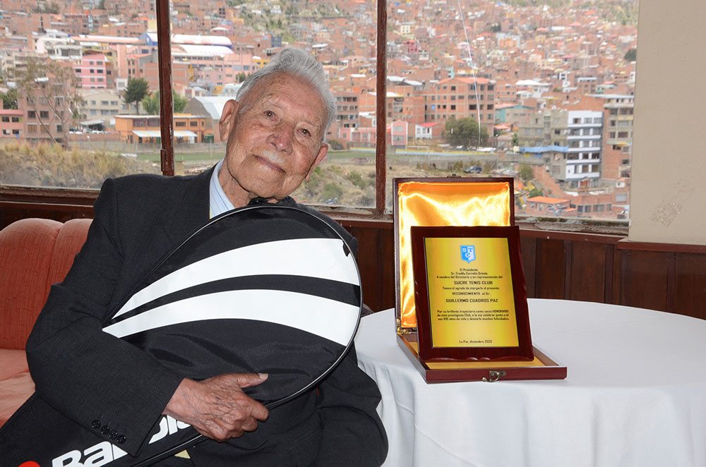 El Diario - Sucre Tenis Club distingue a Guillermo Cuadros Paz